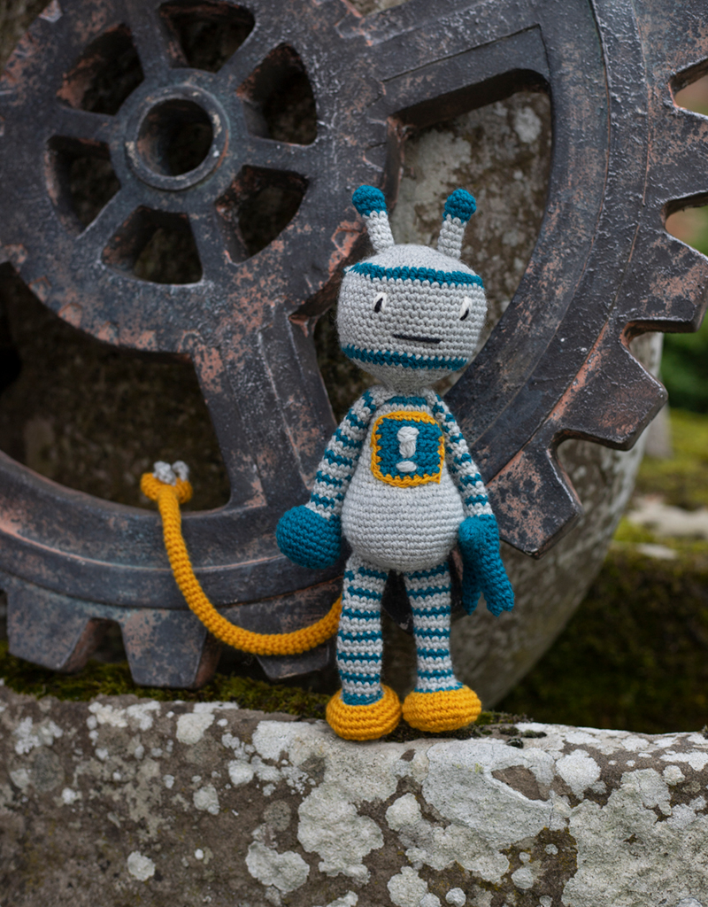 Crochet Robot Pattern | TOFT