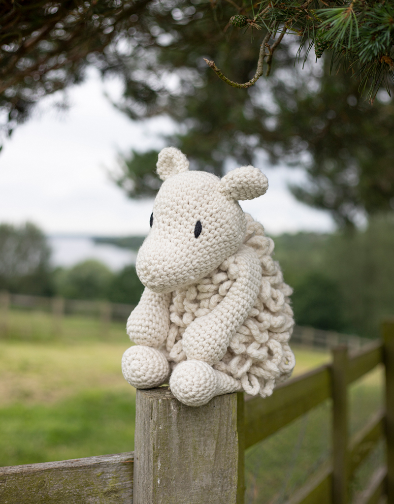 Giant Simon the Sheep Crochet Kit | TOFT