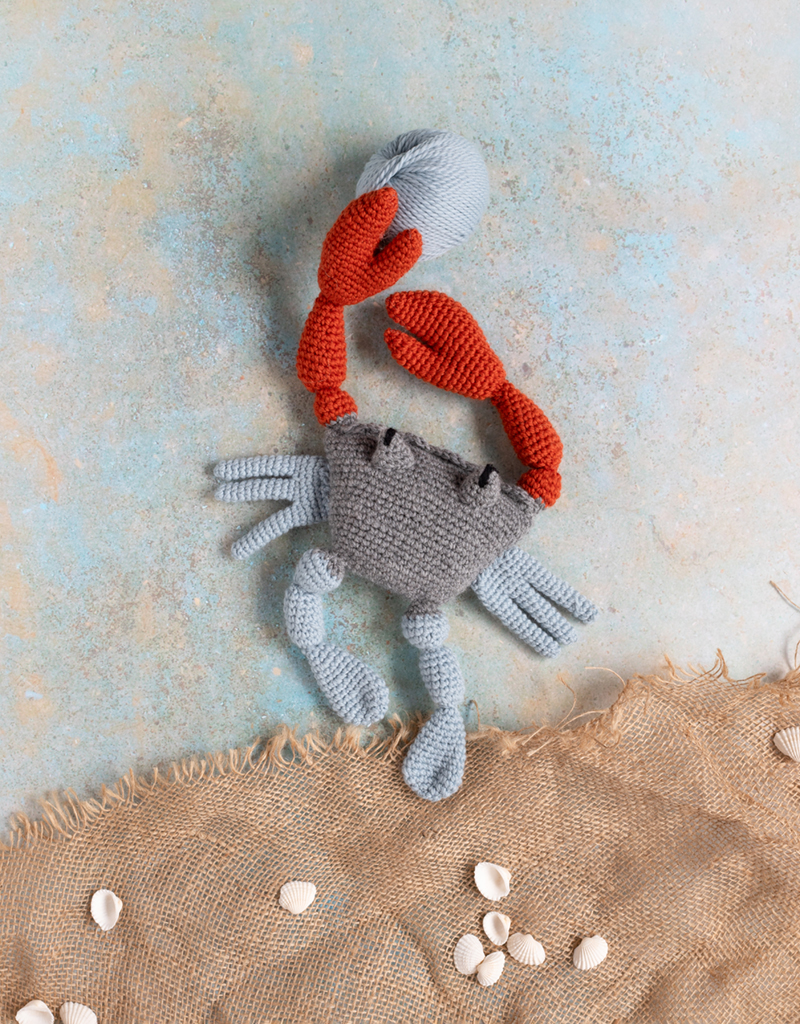 Easy Blue Crab Crochet Kit | TOFT