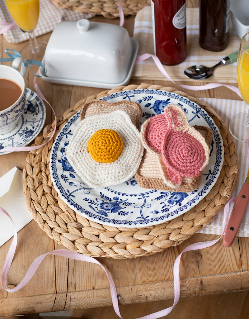 Gourmet Crochet: Bacon and Egg Sandwich Crochet Bundle| TOFT