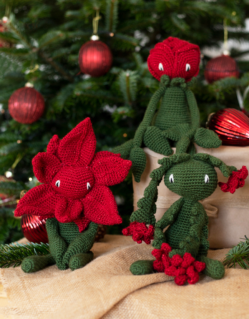 Crochet Christmas Flowers | TOFT