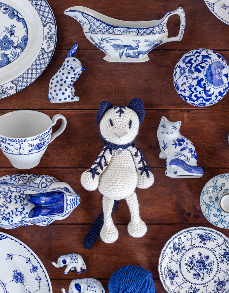 Moira the Cat figurine Kit | TOFT