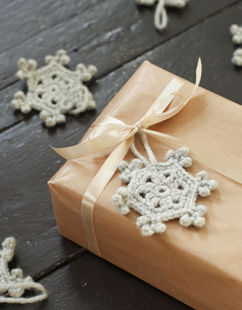 Snowflake Crochet Christmas Garland | TOFT