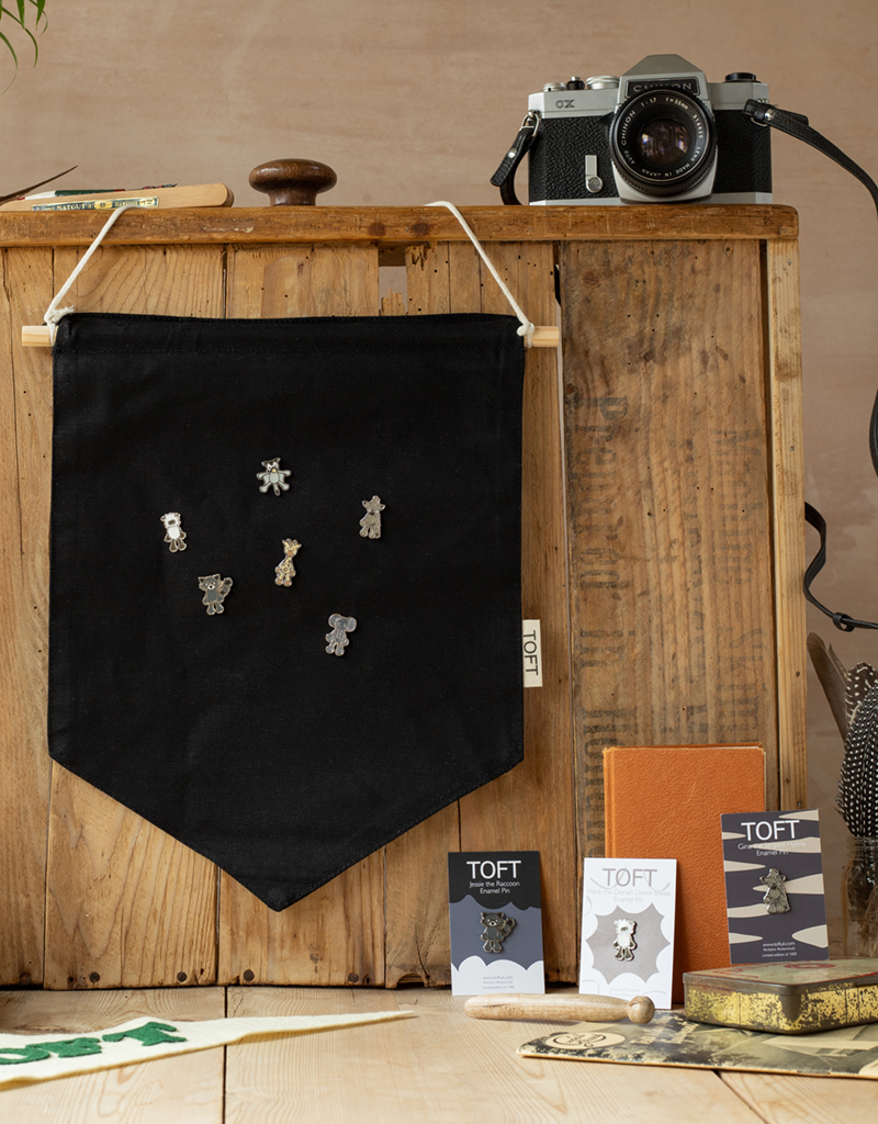 Ed's Animals Pin Badge Display Bundle | TOFT