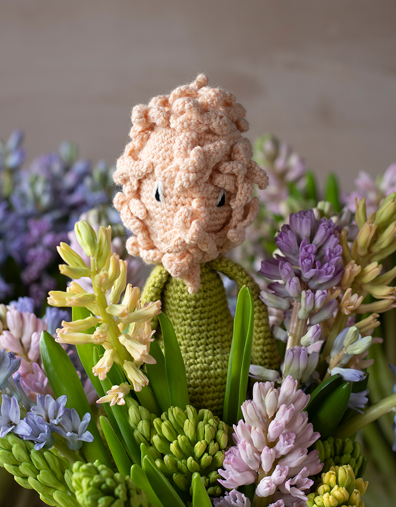 Crochet your own: Hyacinth Kit | TOFT