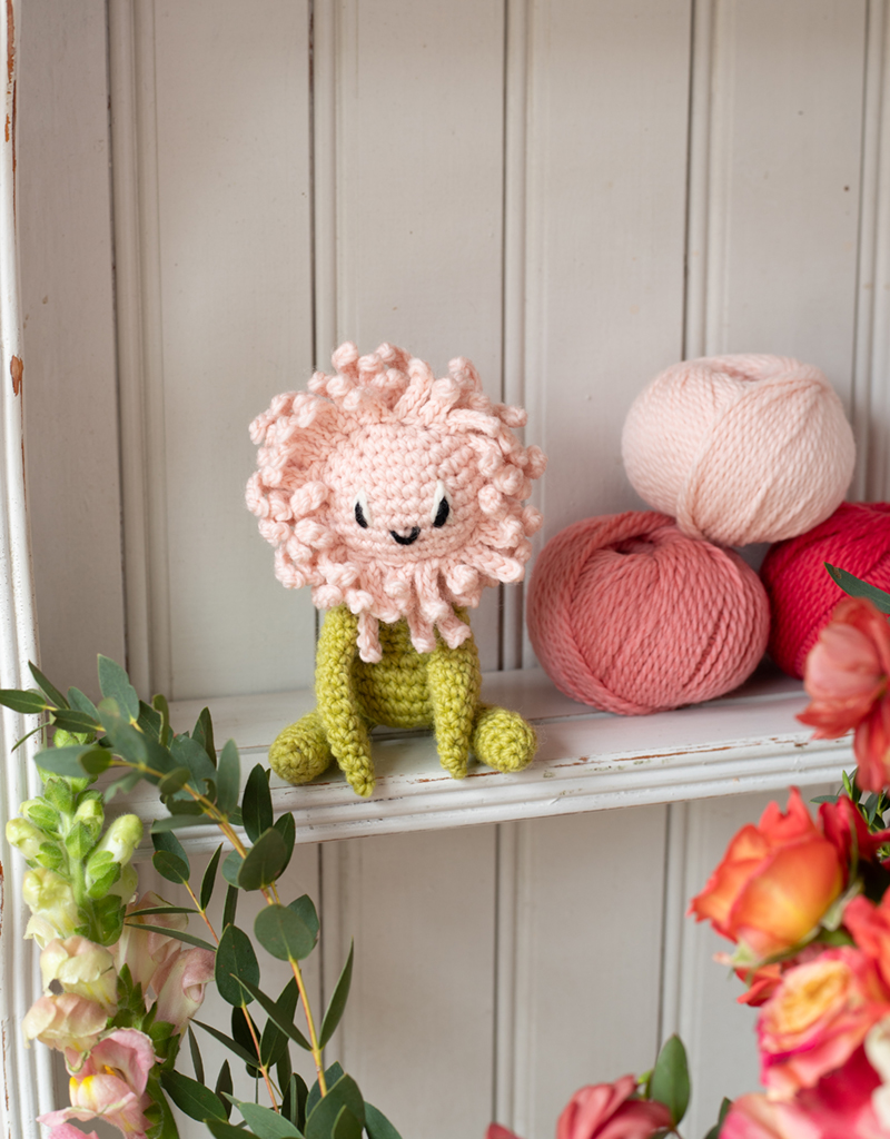 Crochet Mini Flower Bundle | TOFT