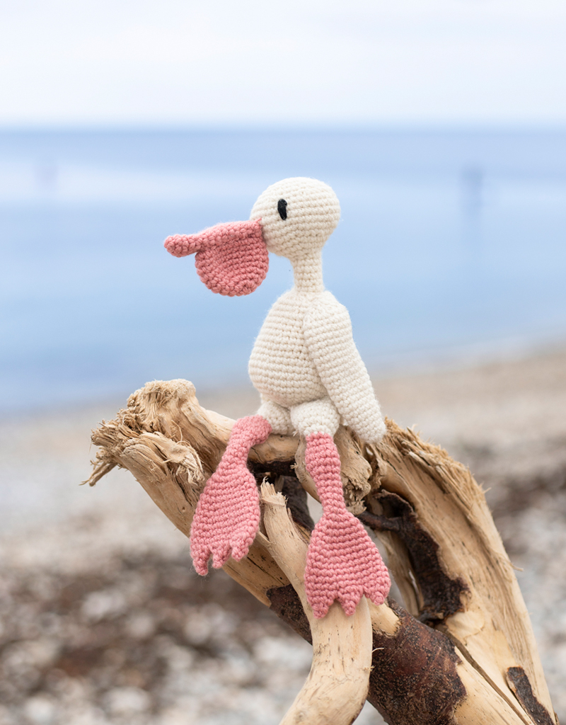 Pelican Beginner Crochet Kit | TOFT
