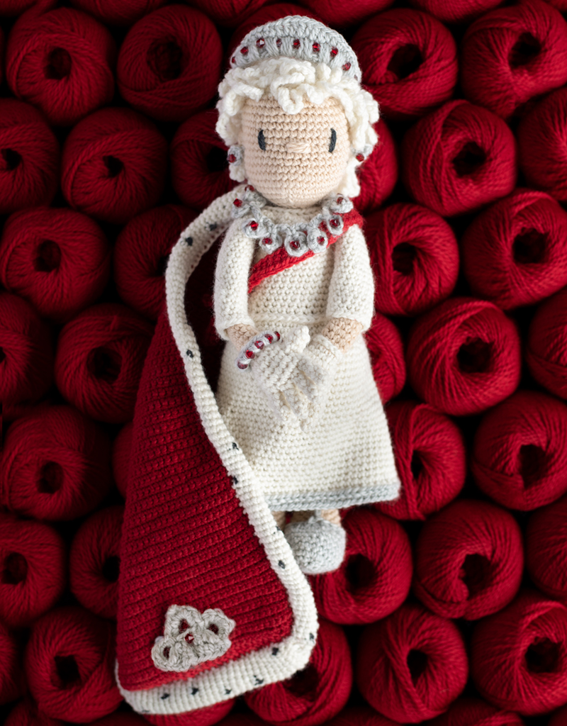 Queen Elizabeth II Crochet Kit | TOFT