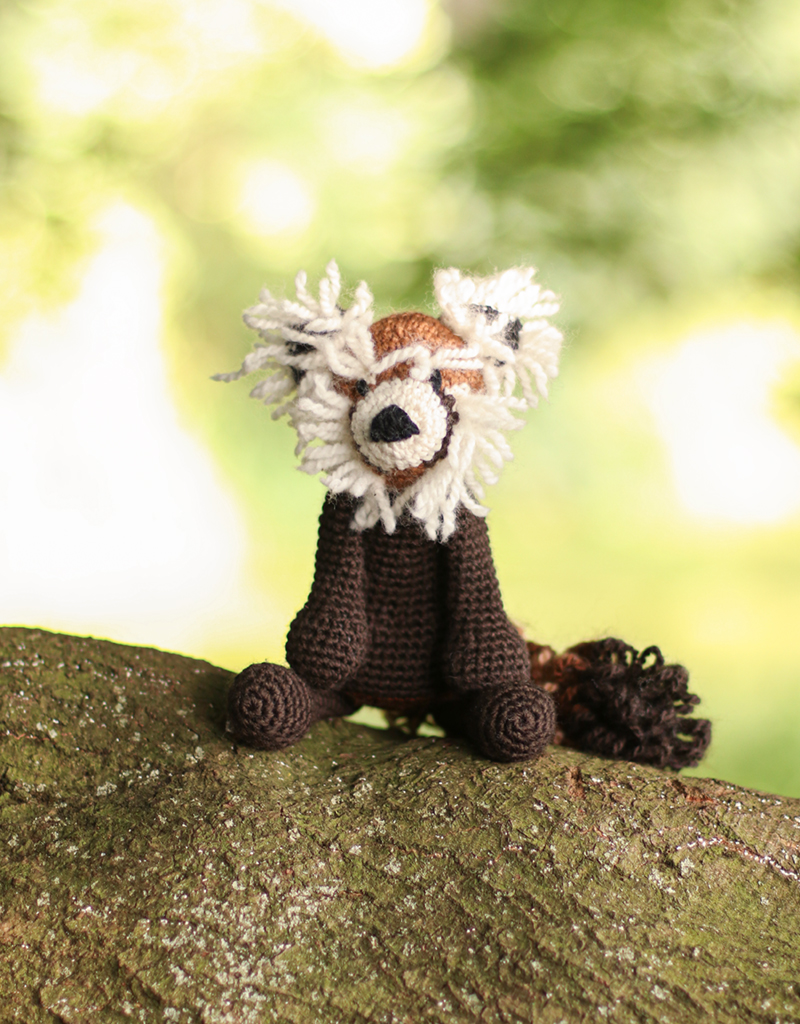 Gloria the Red Panda Crochet Kit| TOFT