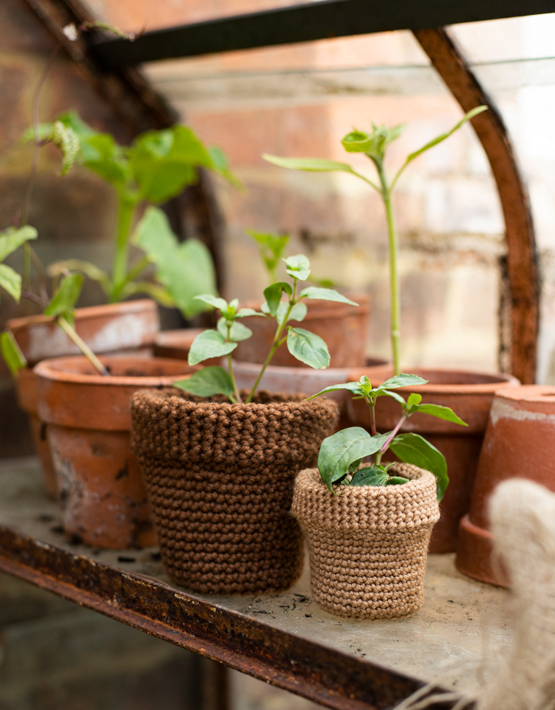 Easy Terracotta Plant Pot Crochet Kit | TOFT