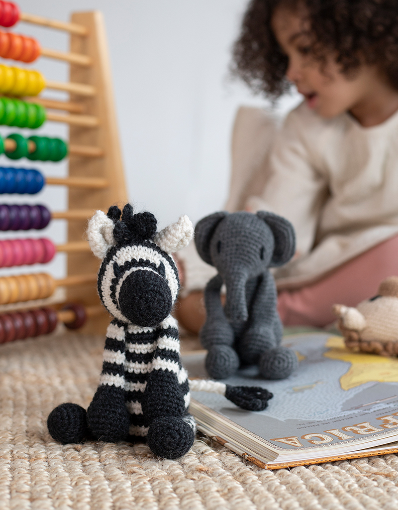 Easy Crochet Zebra Kit Toft