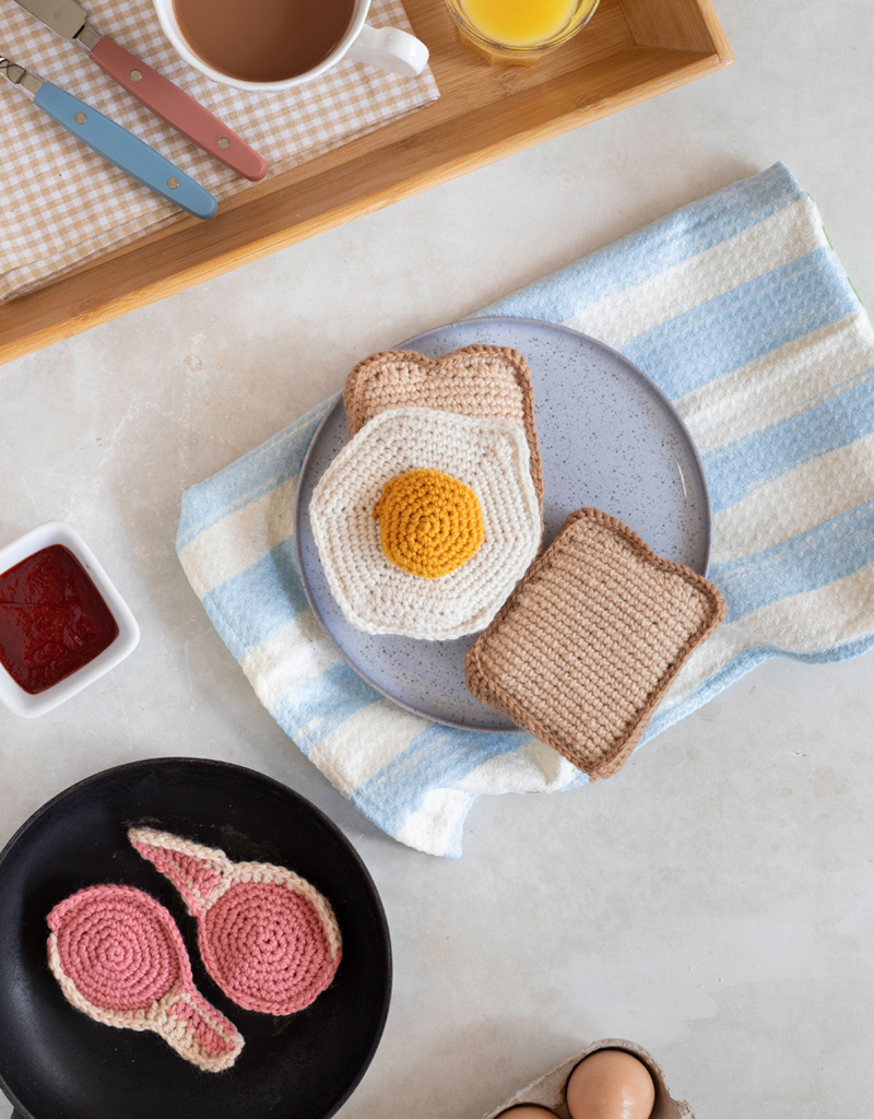 Gourmet Crochet: Bacon and Egg Sandwich Crochet Bundle| TOFT