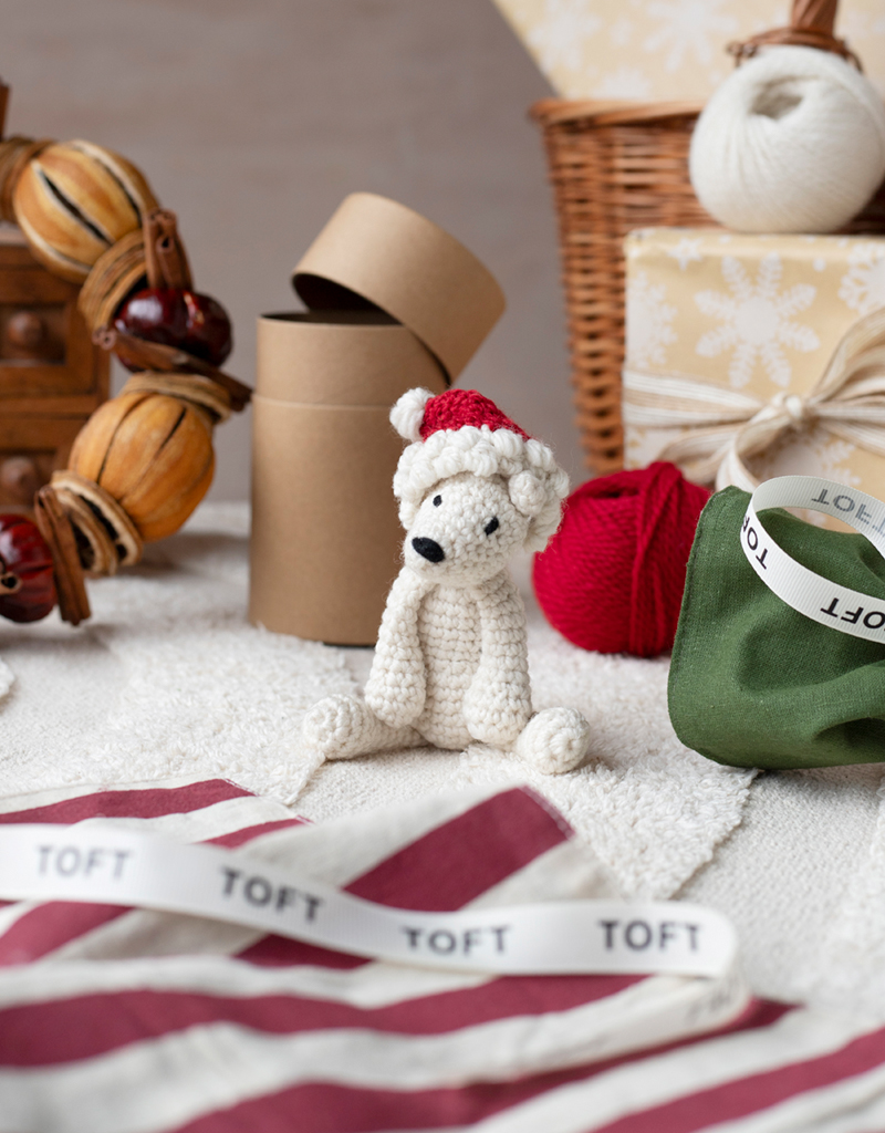 Luxury Crochet Crackers for Beginners | TOFT
