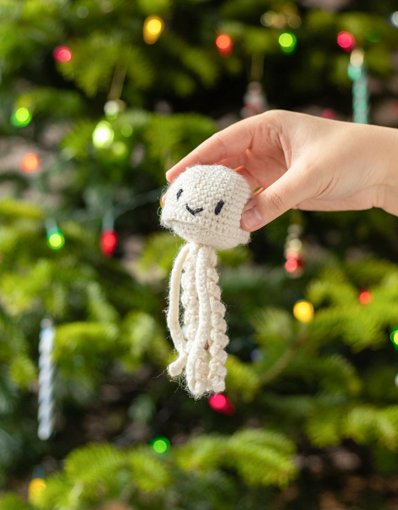 Luxury Crochet Crackers for Beginners | TOFT