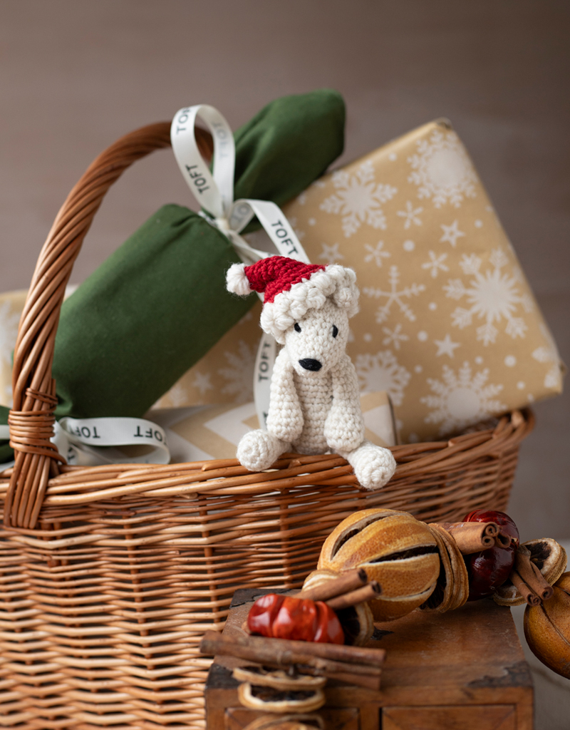 Luxury Crochet Crackers for Beginners | TOFT