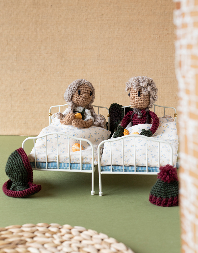 Hansel and Gretel Fairy Tales Crochet Kit | TOFT