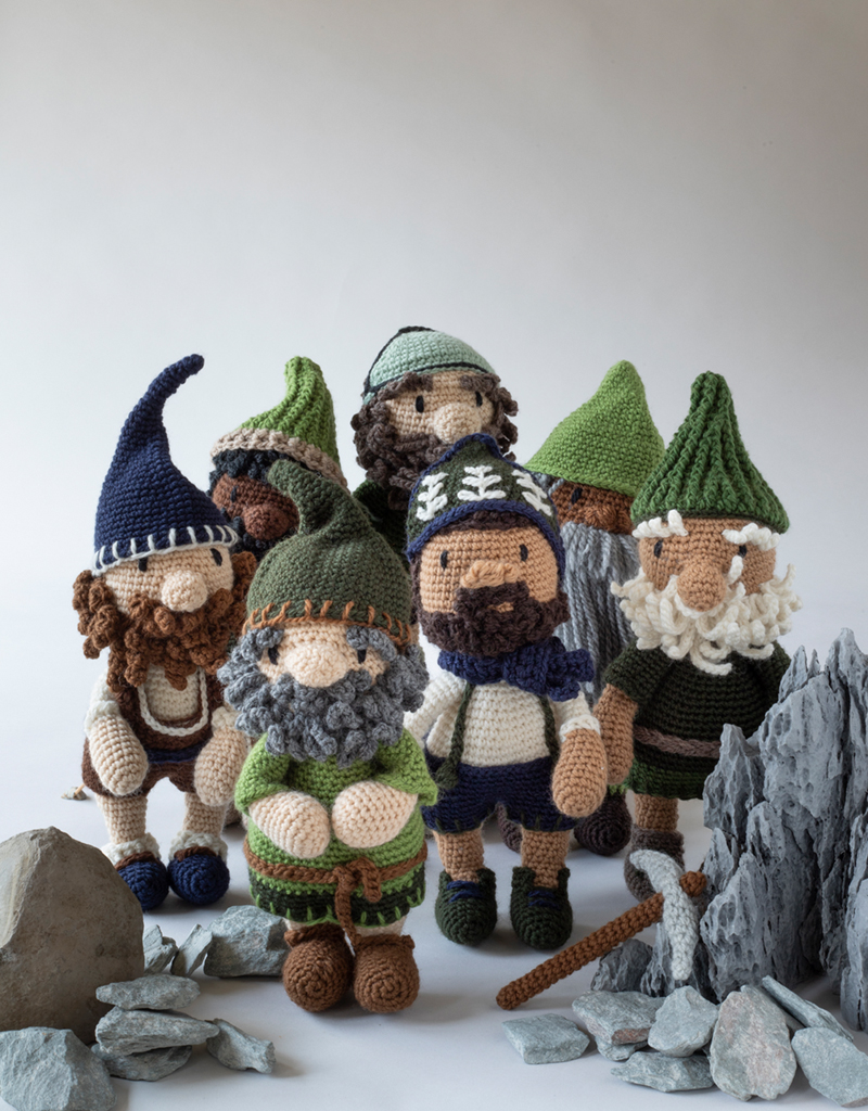 Snow White Fairy Tales Crochet Kit | TOFT