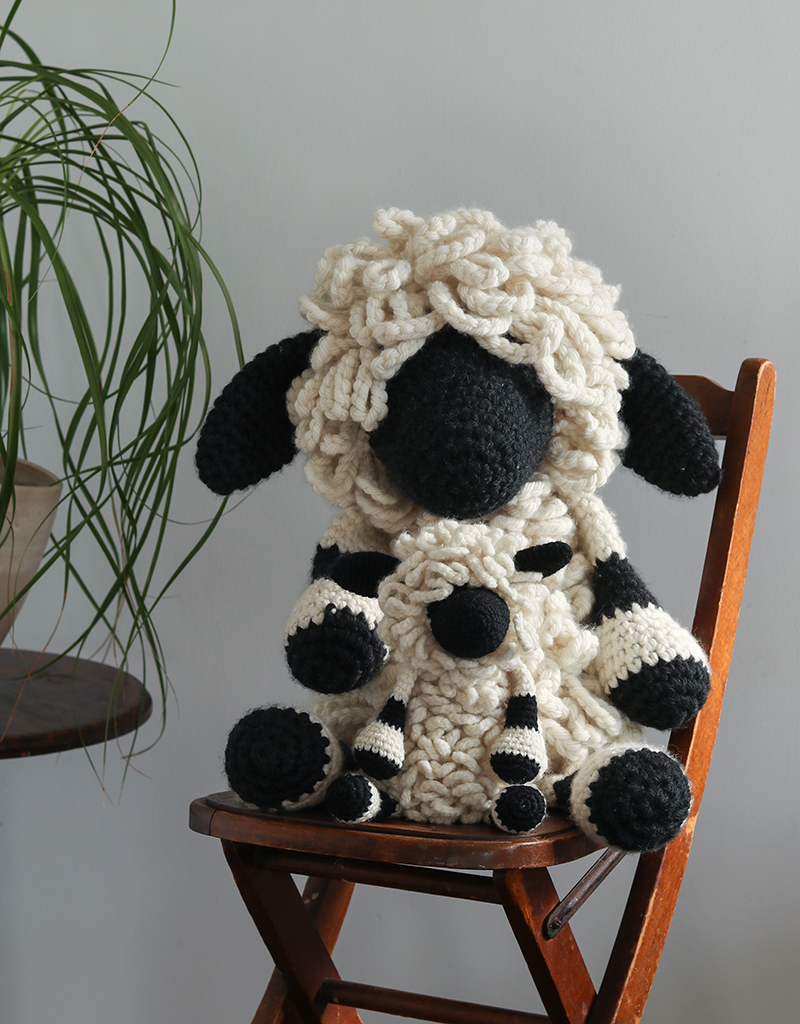 Giant Lisa the Sheep Crochet Kit | TOFT